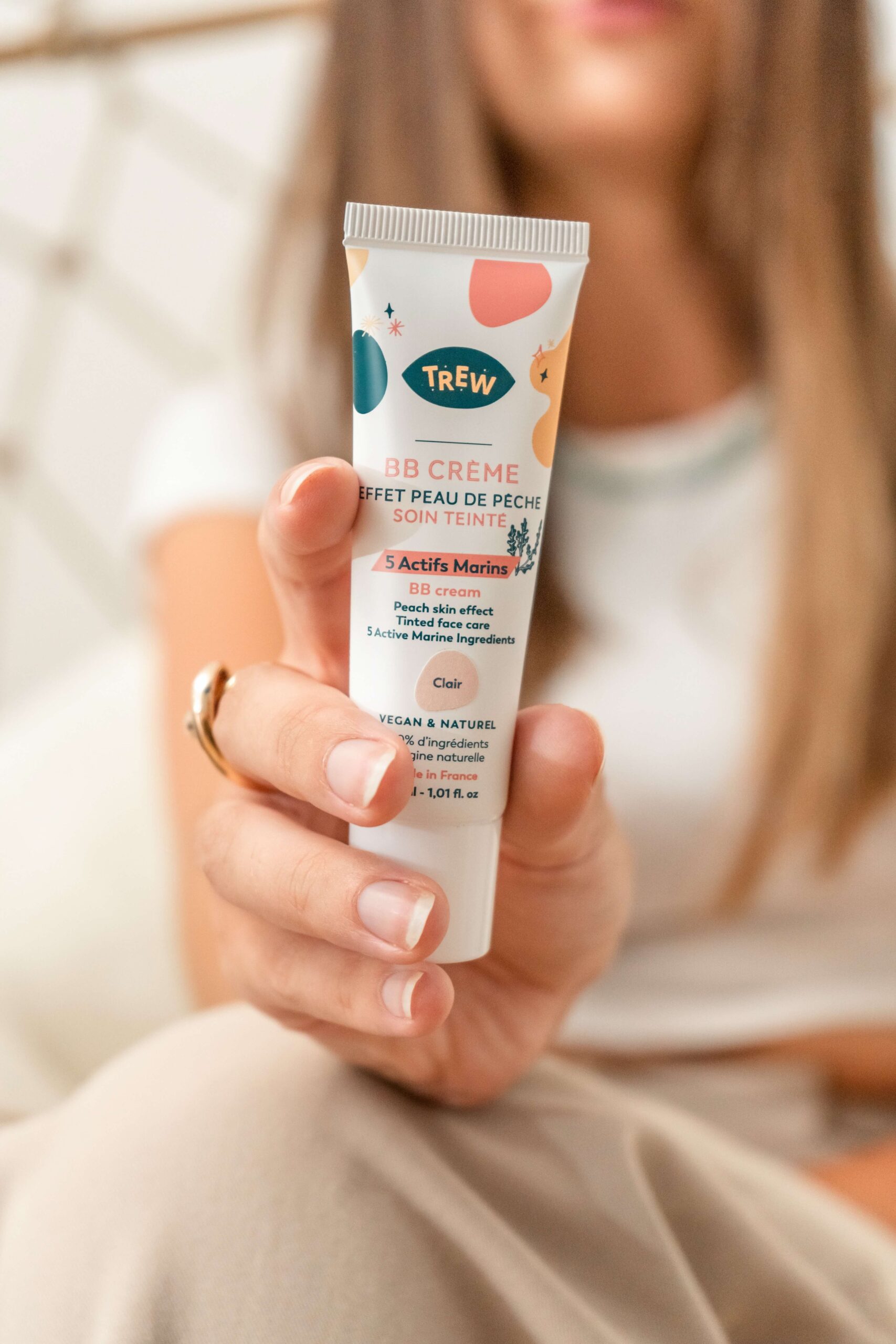 BB Cream vs Concealer: Which One Should You Use? - leecosmetic